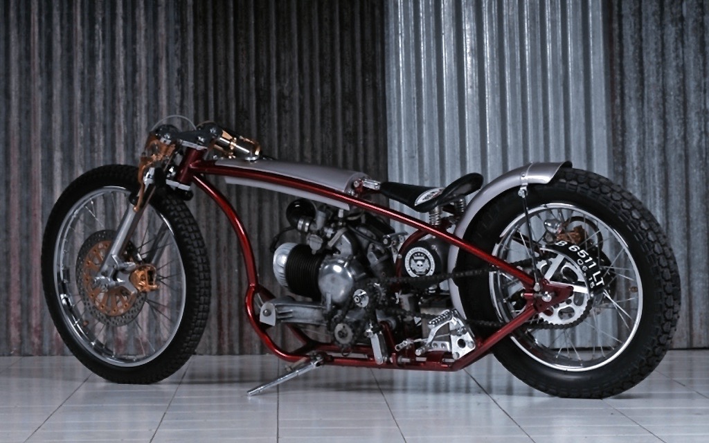 Hardtail Vespa Chopper - Inazuma café racer