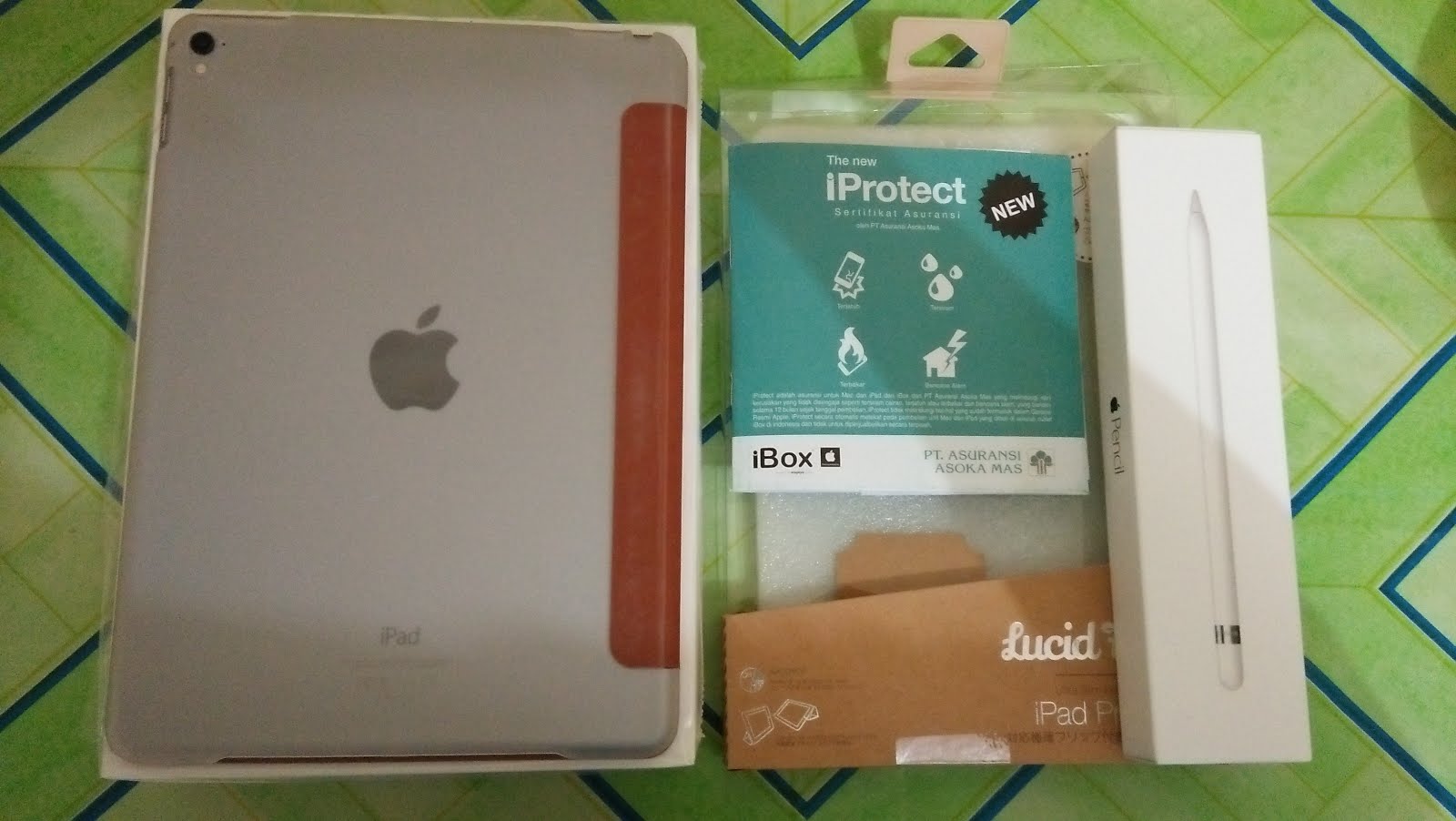 Cari cari Ipad Pro di WTC, Tunjungan Plaza dan Plaza Marina