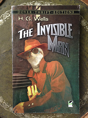 Julia's Review Blog: The Invisible Man by H.G. Wells
