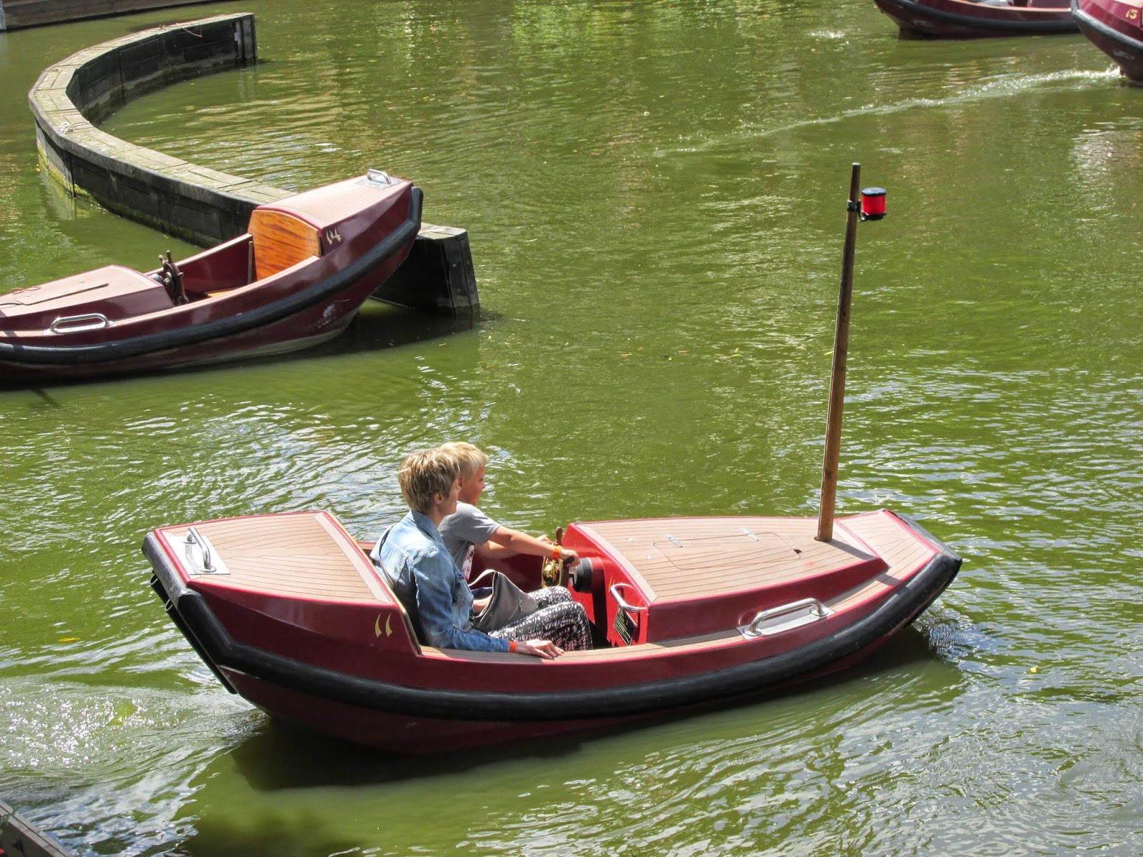 Amusement Park... Stuff: That park they named a Coaster style after.....