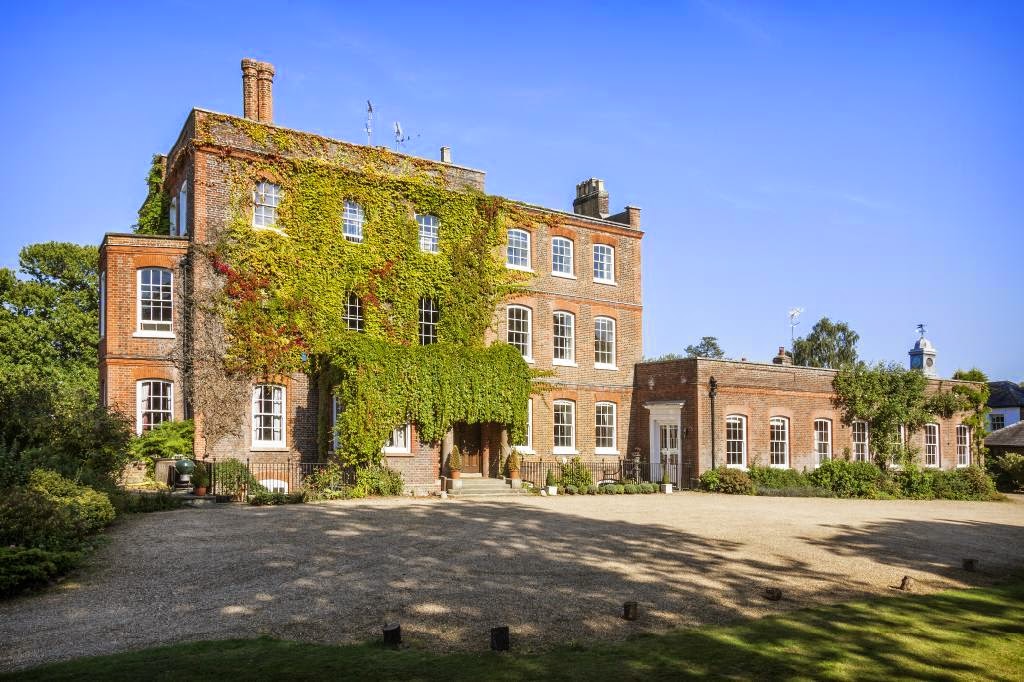 Landed families of Britain and Ireland: April 2014