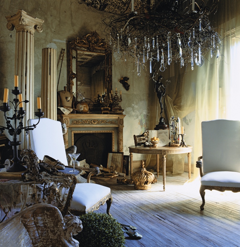 Eye For Design: Decorating Under Glass With Cloches And Domes