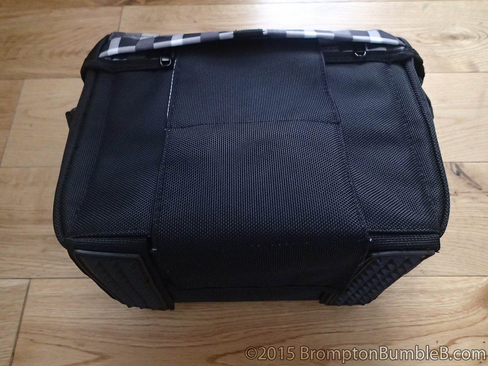 The Legend of the Brompton Bumble B: Review: B017B Mini Front Bag for ...