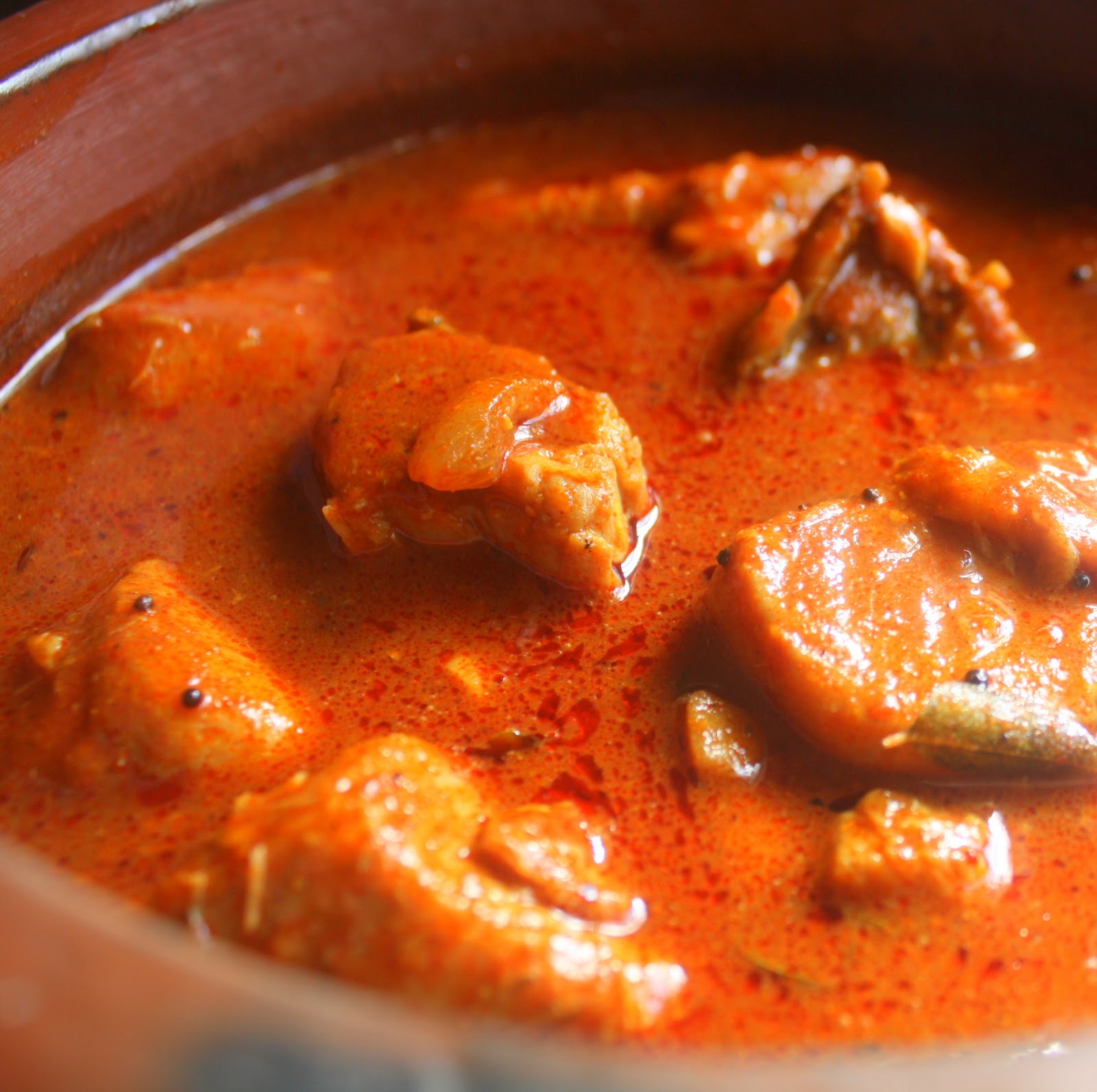 For the love of food!: Naadan Meenu Curry - Kerala Fish Curry