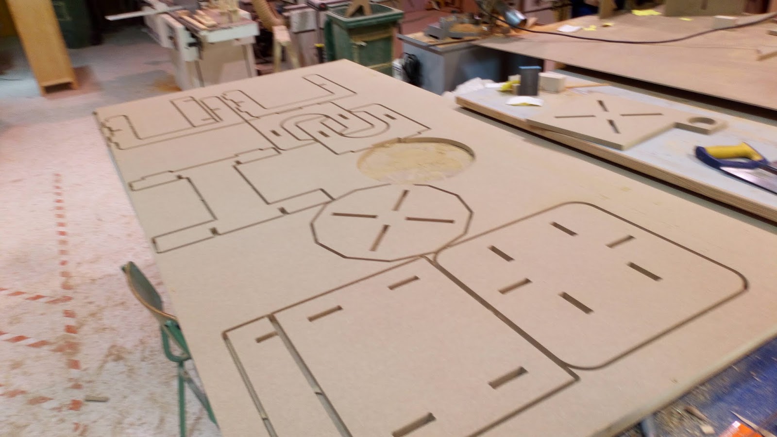 CONCURSO COLABORACIÓN : PREPARANDO LOS DISEÑOS EN LA CNC