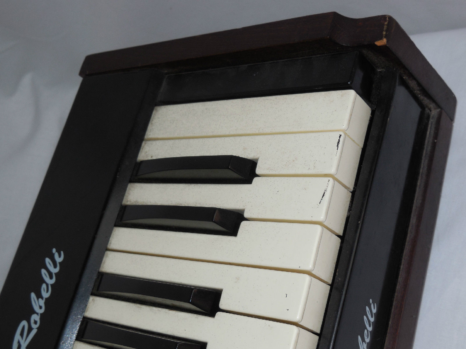 MATRIXSYNTH: Vintage Rare Carlo Robelli JEN J300B Keyboard