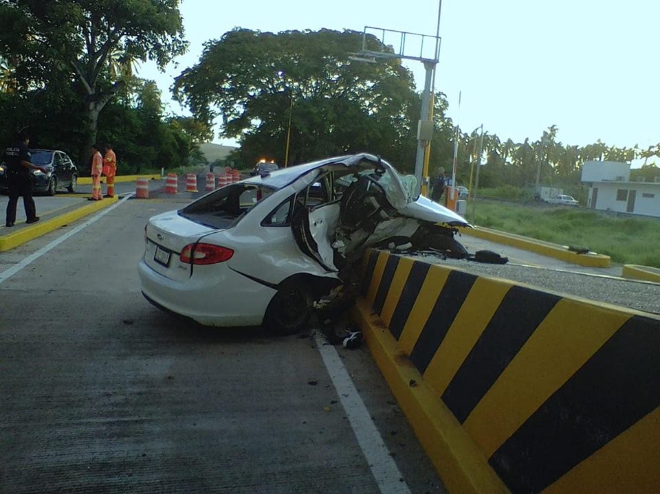 CHOQUE AUTOMOVILÍSTICO DEJA COMO RESULTADO UNA PERSONA FALLECIDA Y UNA ...