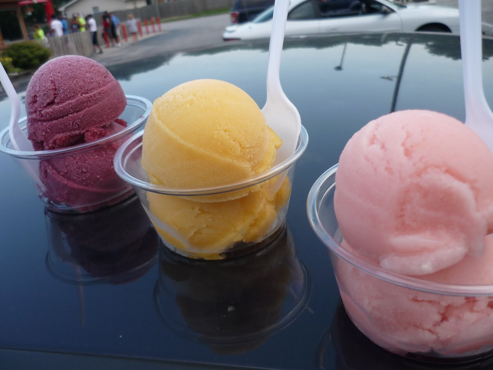 Smokin' Chokin' and Chowing with the King: The Italian Ice Scene