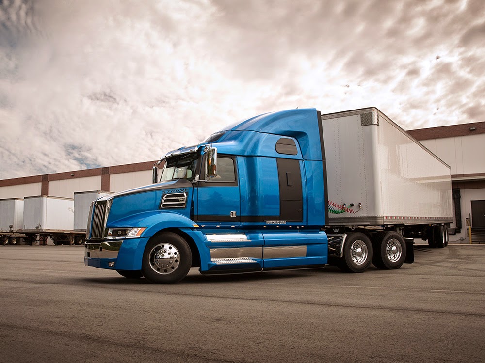 DIECIOCHO RUEDAS: WESTERN STAR 5700 XE…UNA NUEVA ESTRELLA EN EL FIRMAMENTO