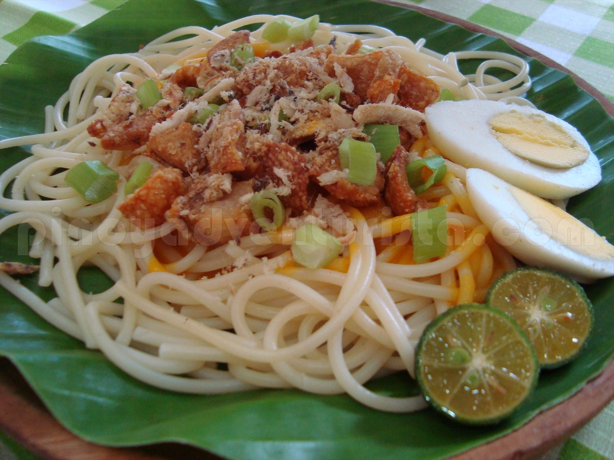 Metro Manila - Traveling around the Philippines with Pancit Center's ...