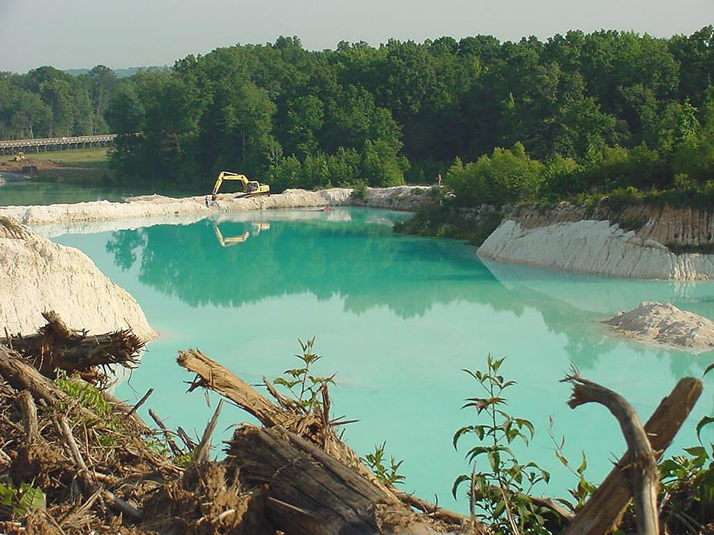 IMAGES OF OUR PAST - OLD KAOLIN PIT - U.S. HIGHWAY 441 AT BIG SANDY ...
