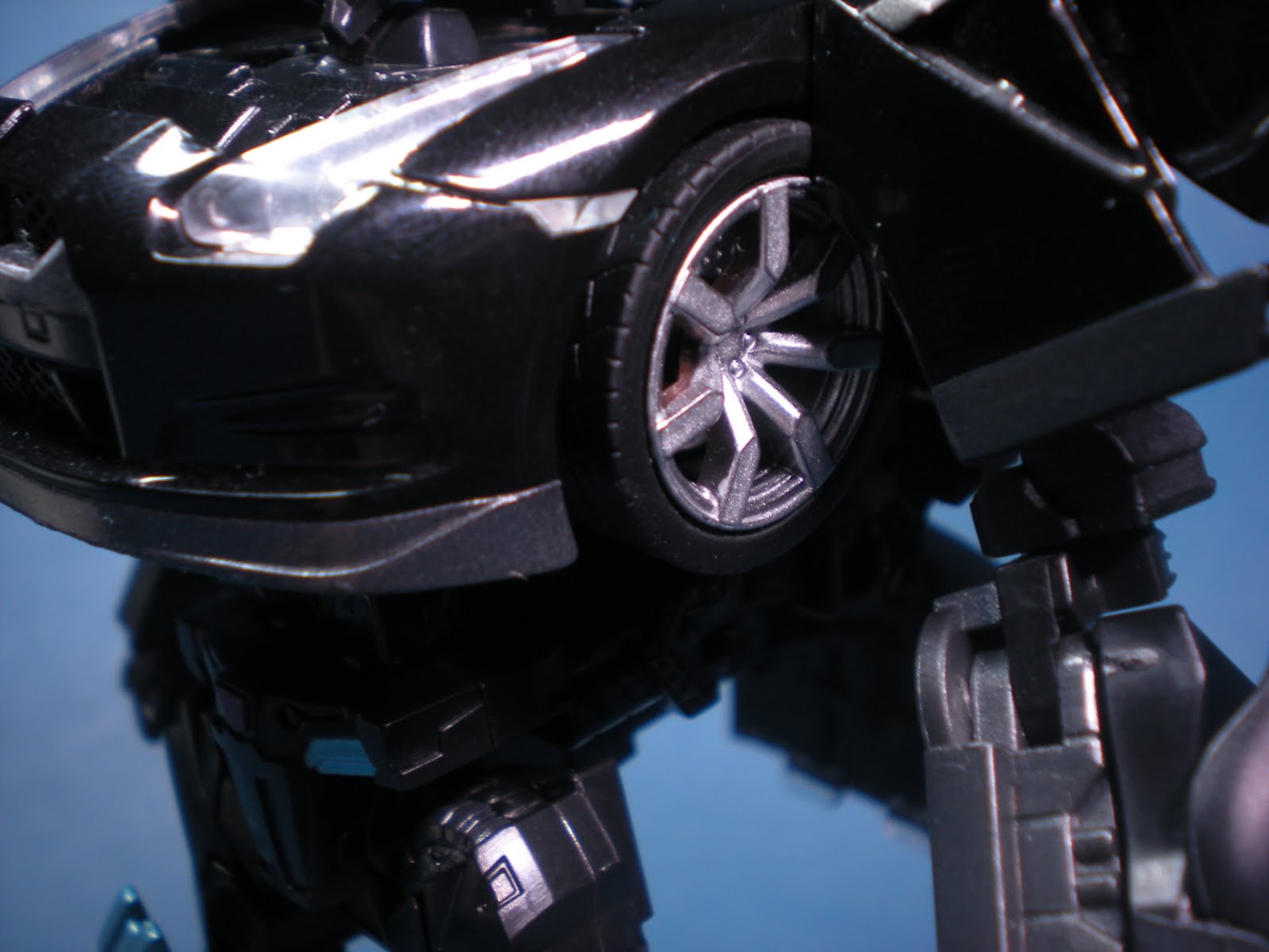 Review: [Takara Tomy] Transformers Alternity Convoy -Super Black ...