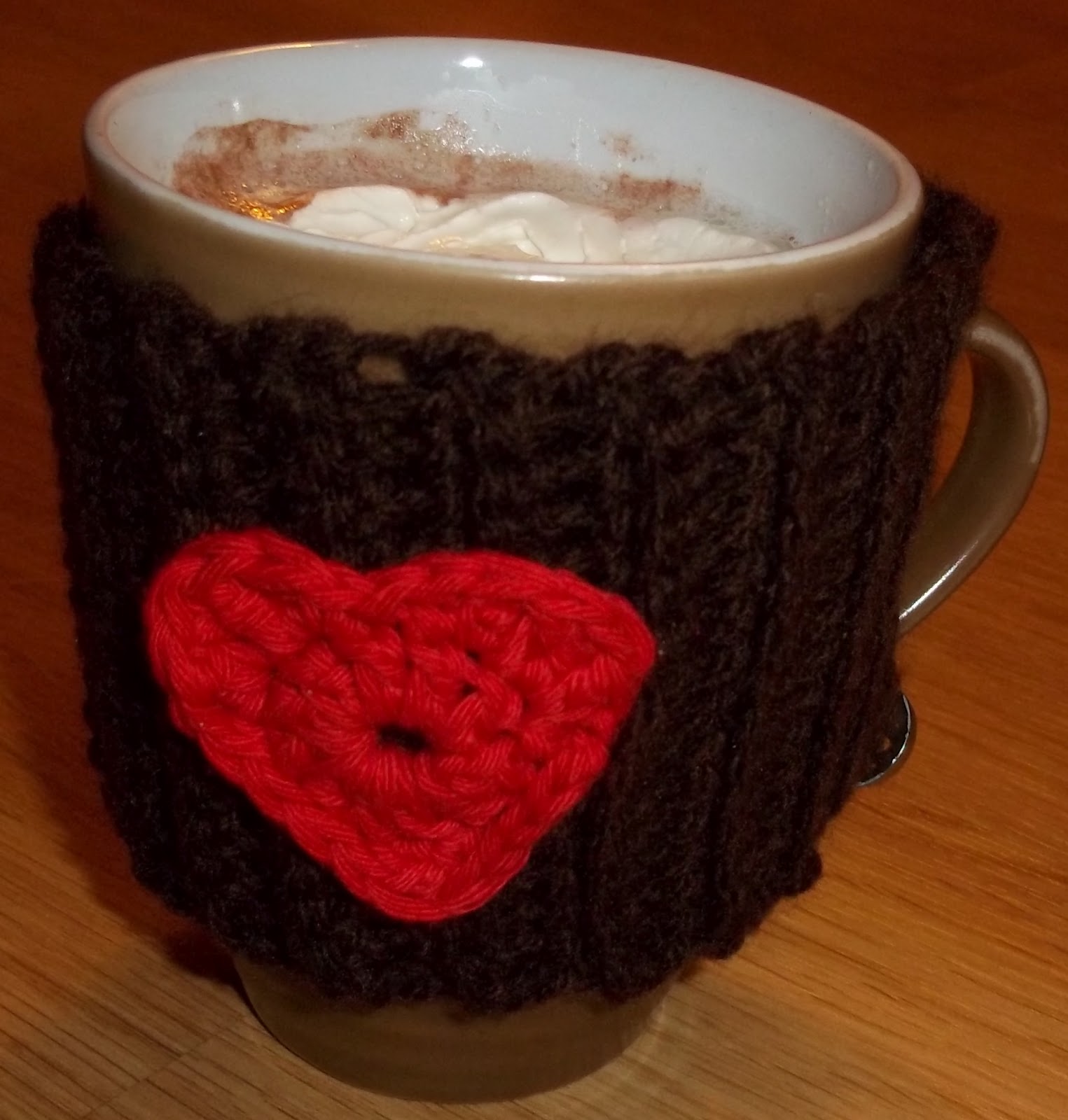 Lucy 'In the sky': Hug in a Mug - Valentine Mug Cosy Free 'Pattern'