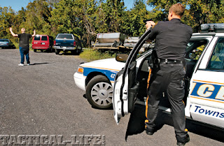 Tactical shooting: 21-Foot Rule