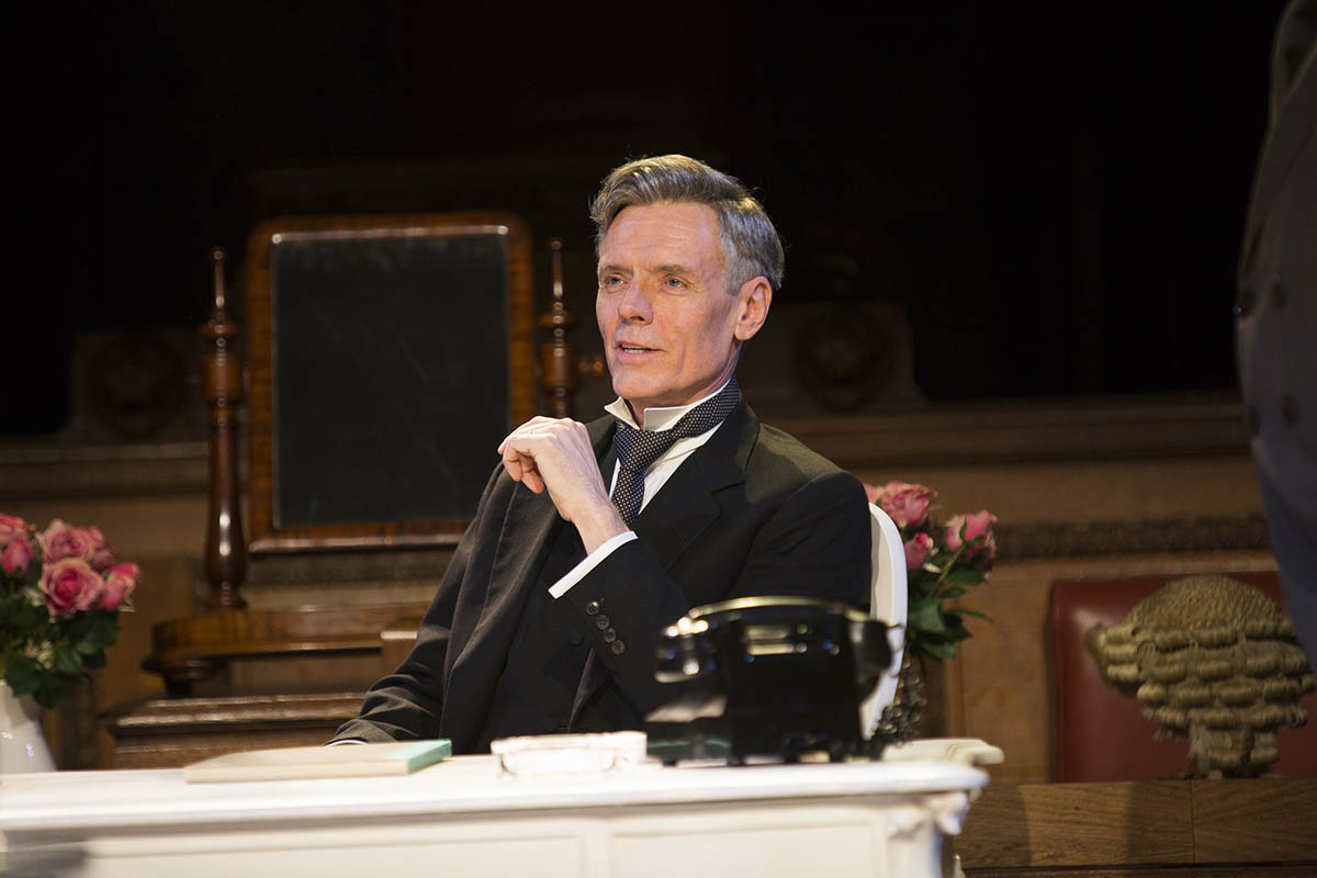 The Basic Theatre Review: Review: Witness for the Prosecution