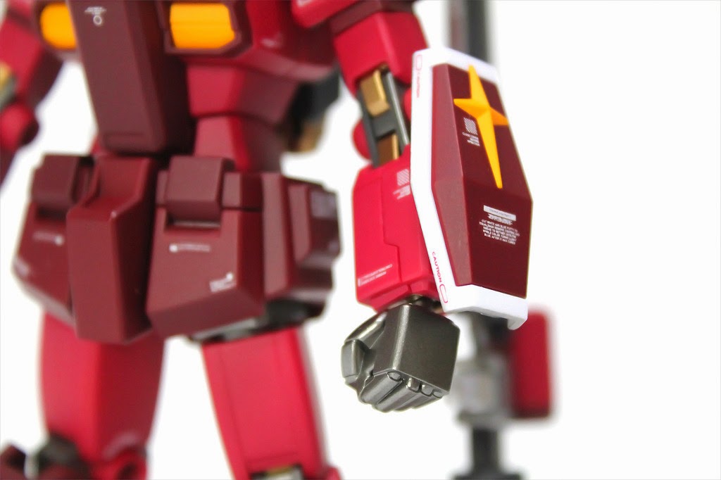 GUNDAM GUY: HGBF 1/144 Gundam Amazing Red Warrior Dragonfly - Custom Build