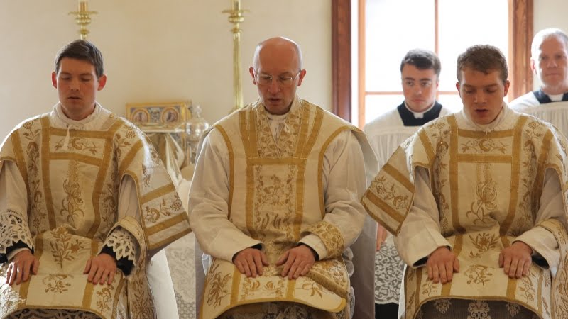 Four Continental Variations on "Roman" Vestments ~ Liturgical Arts Journal
