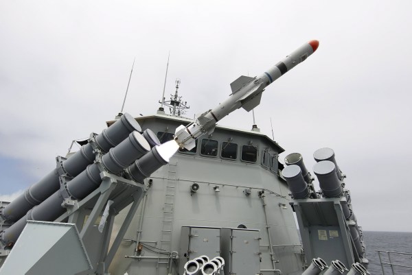 Pacific Sentinel: AUS: Harpoon Block II firing a first for Navy capability