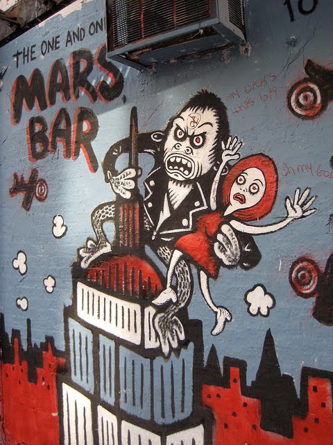 Wonderful Graffiti: 20 + Cartoon Graffiti Wall Picture