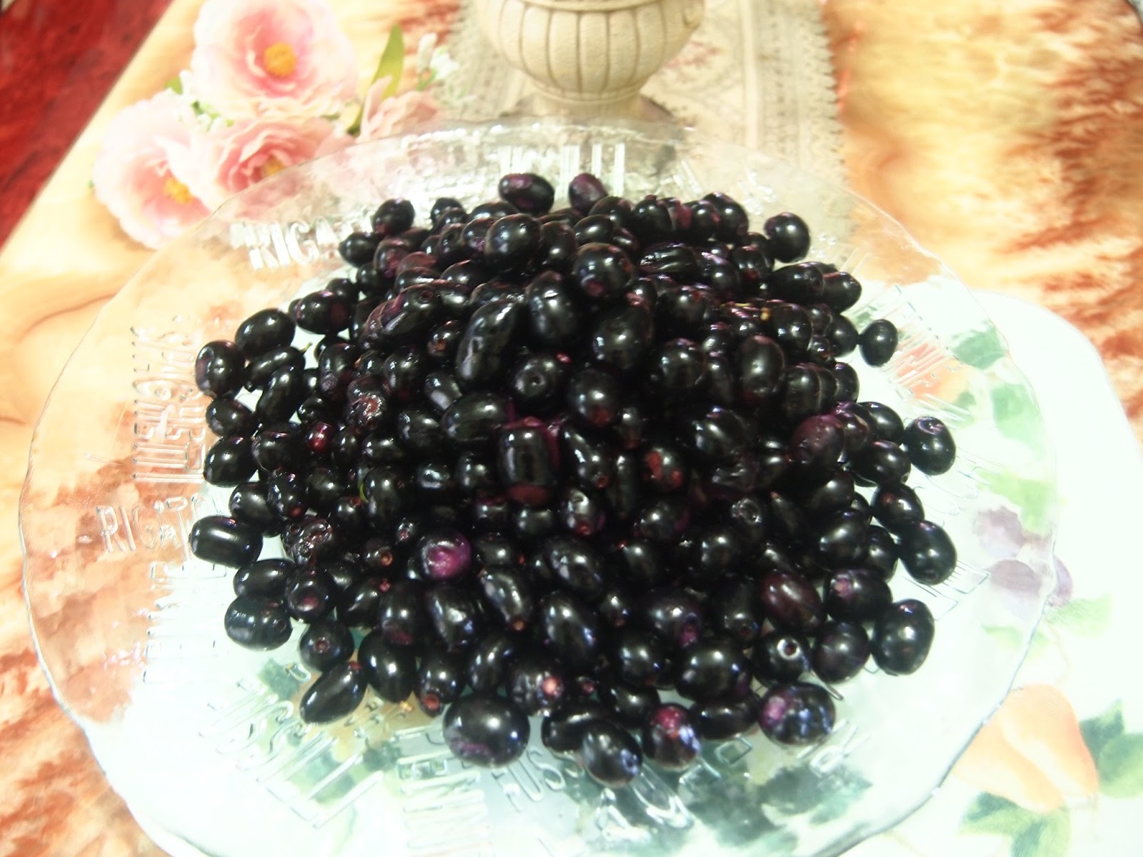 TOKYO PINAY since 1985 : Duhat ,Fruits in the Philippines or Black Plum