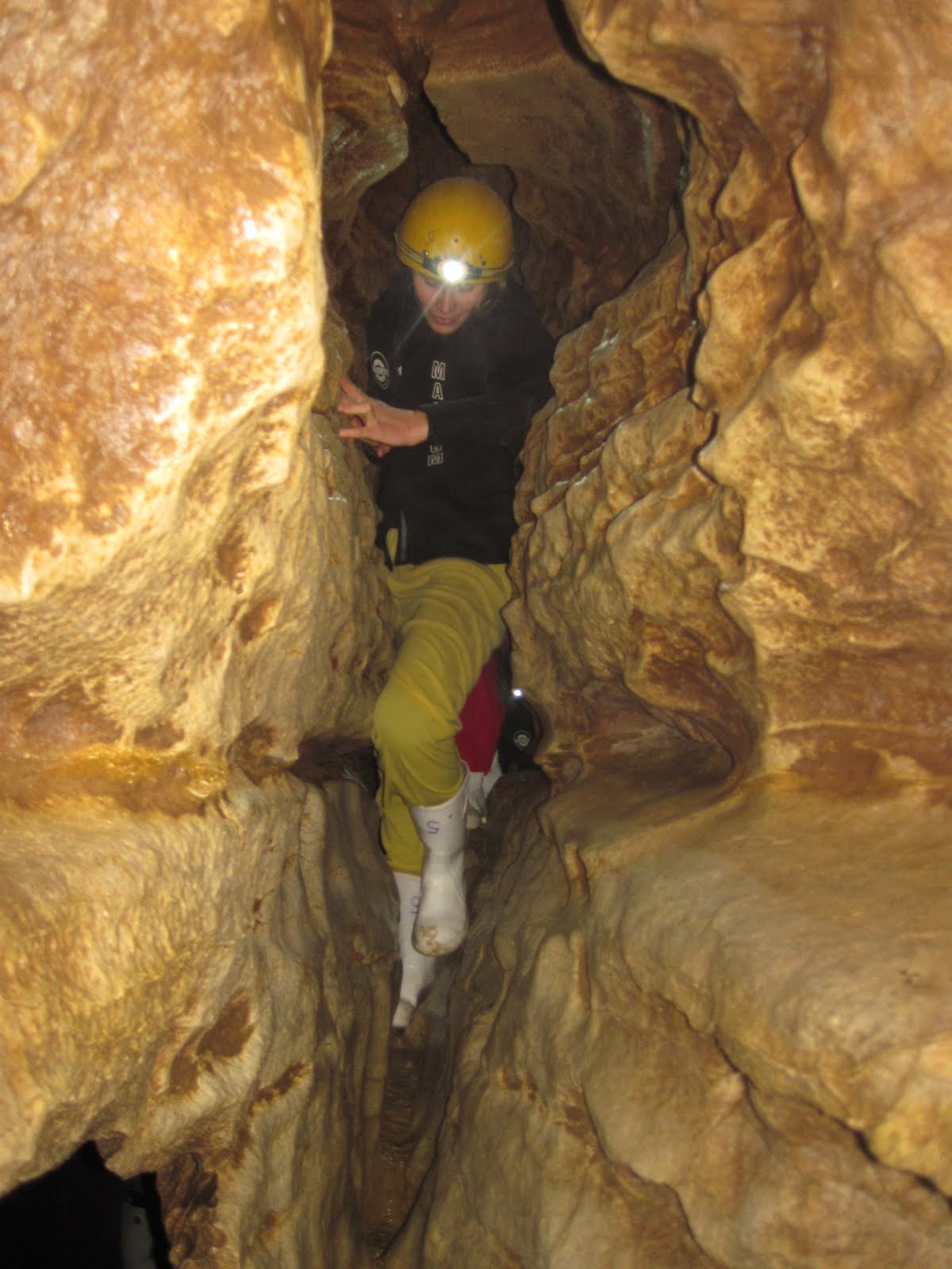 TrinKnitty: Waitomo - Caving, Abseiling, Tubing and Climbing