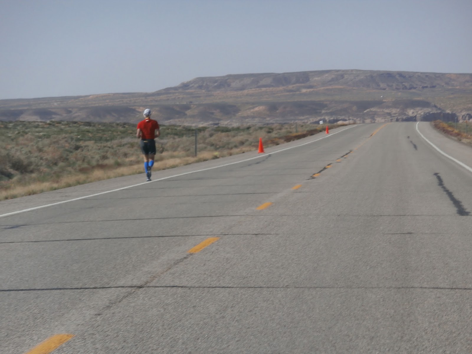 WinKing: HUFF TO BLUFF MARATHON, UTAH