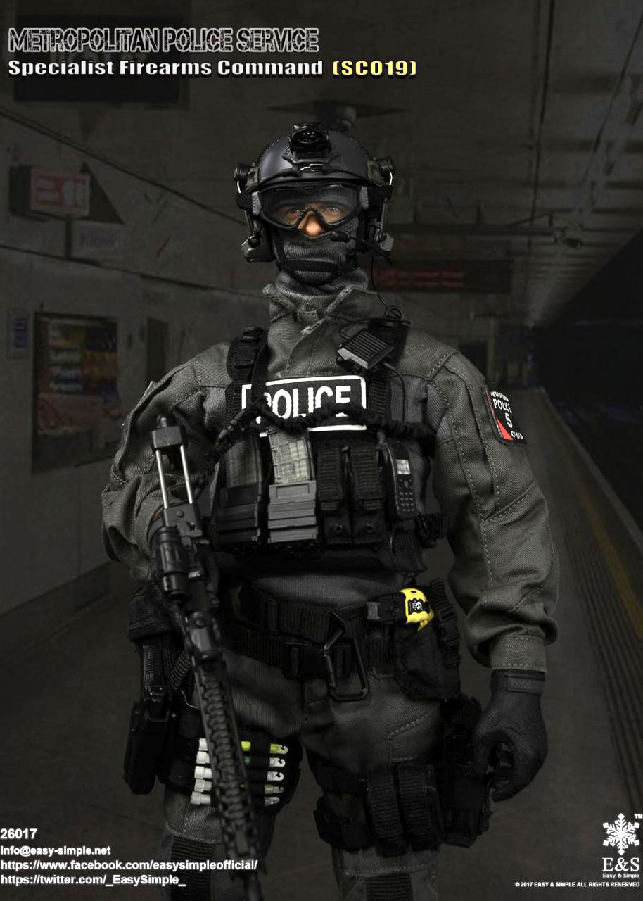 toyhaven: Easy & Simple 1/6th scale British Specialist Firearms Command ...
