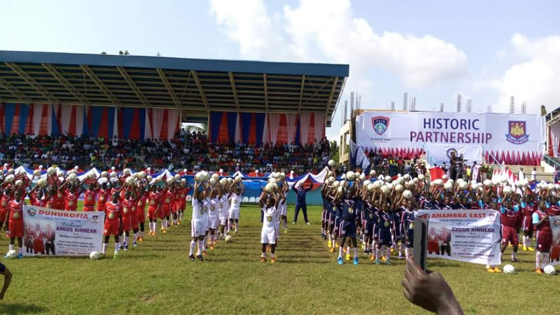 West Ham donates ?35,000 to ANSFA, Okongwu Grammar School, Kicks off ...