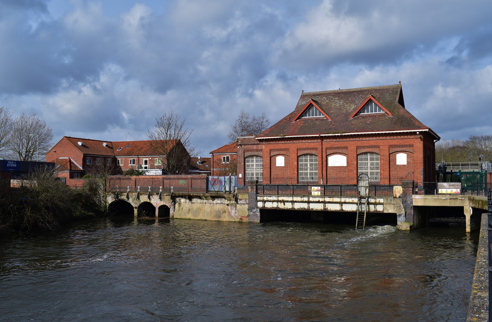 Bureboyblog: Two rivers, two mills.