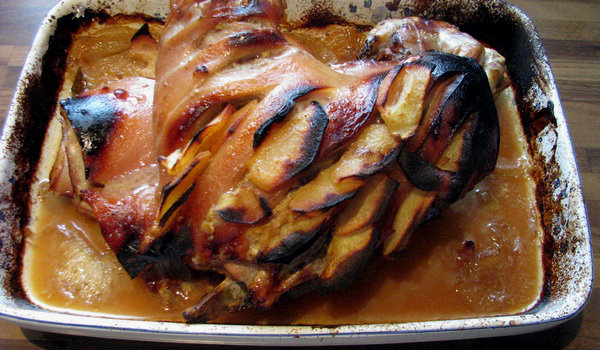 katin špajz: prasetina sa dunjama i medom