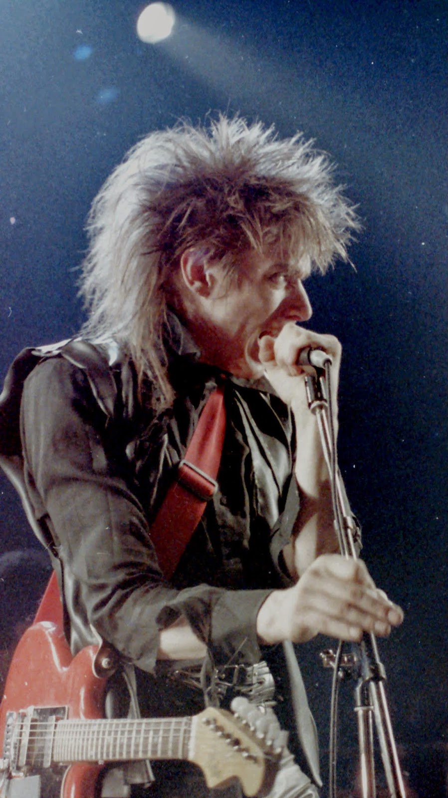 [E.O.M.S.]: Blixa Bargeld: Pandora's Music Box Rotterdam (October 1985)