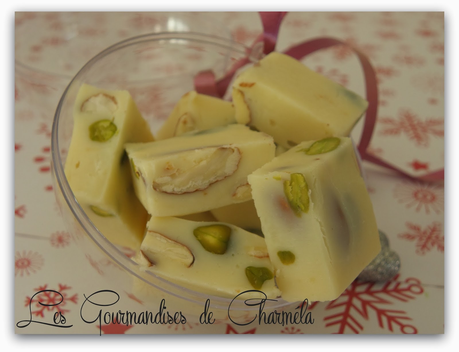 Les Gourmandises de Charméla: Fudge Chocolat Blanc, Amandes et Pistaches
