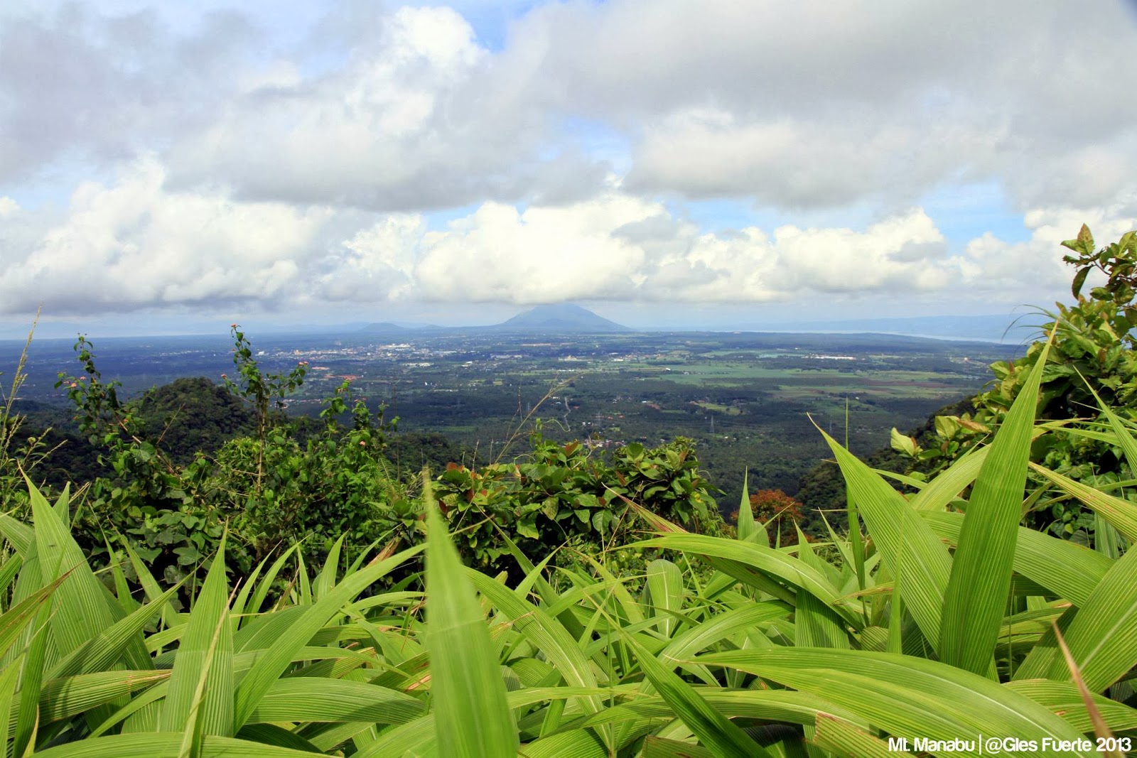 Explore.Dream.Discover: Trekking Mt. Manabu
