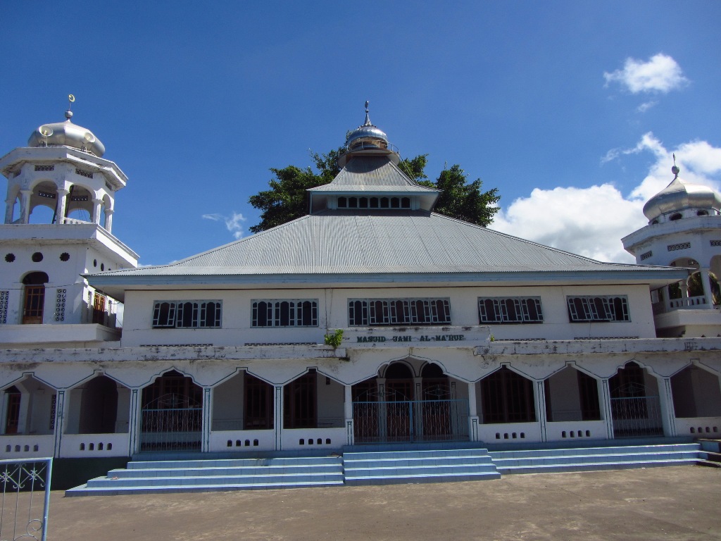 LET'S GO AROUND THE WORLD!!!: MASJID DI PULAU ADONARA