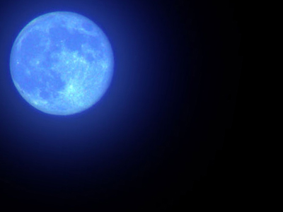 A Blog of One's Own: Blue Moon