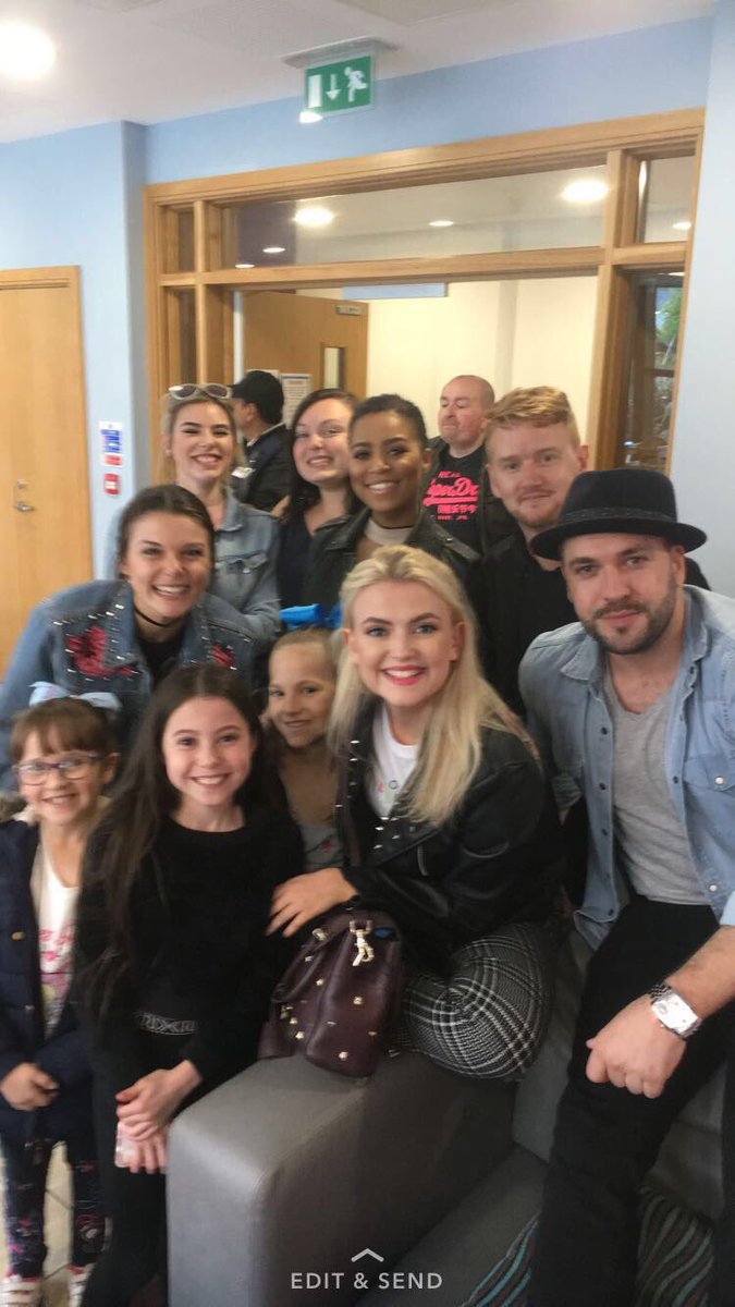 Coronation Street Blog: Coronation Street cast visit Manchester attack ...