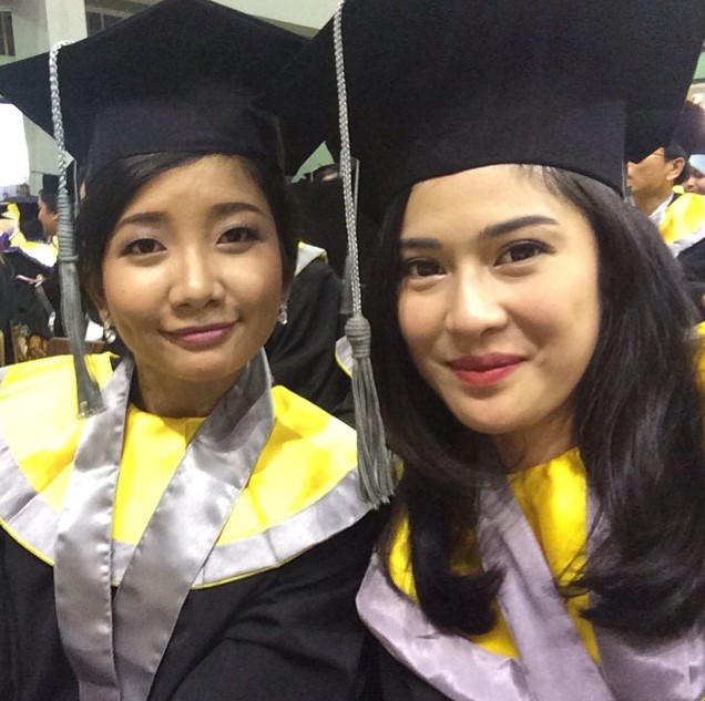 √ 37 Model Rambut Wisuda untuk Rambut Pendek yang Cantik dan Energik ...