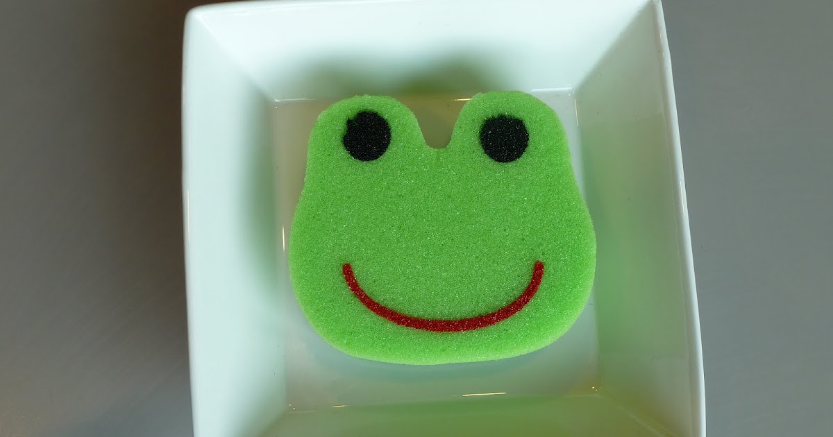 Family FECS: Montessori Activity: Squeezing Sponge/Klemme Svamp/挤海绵 [jǐ ...