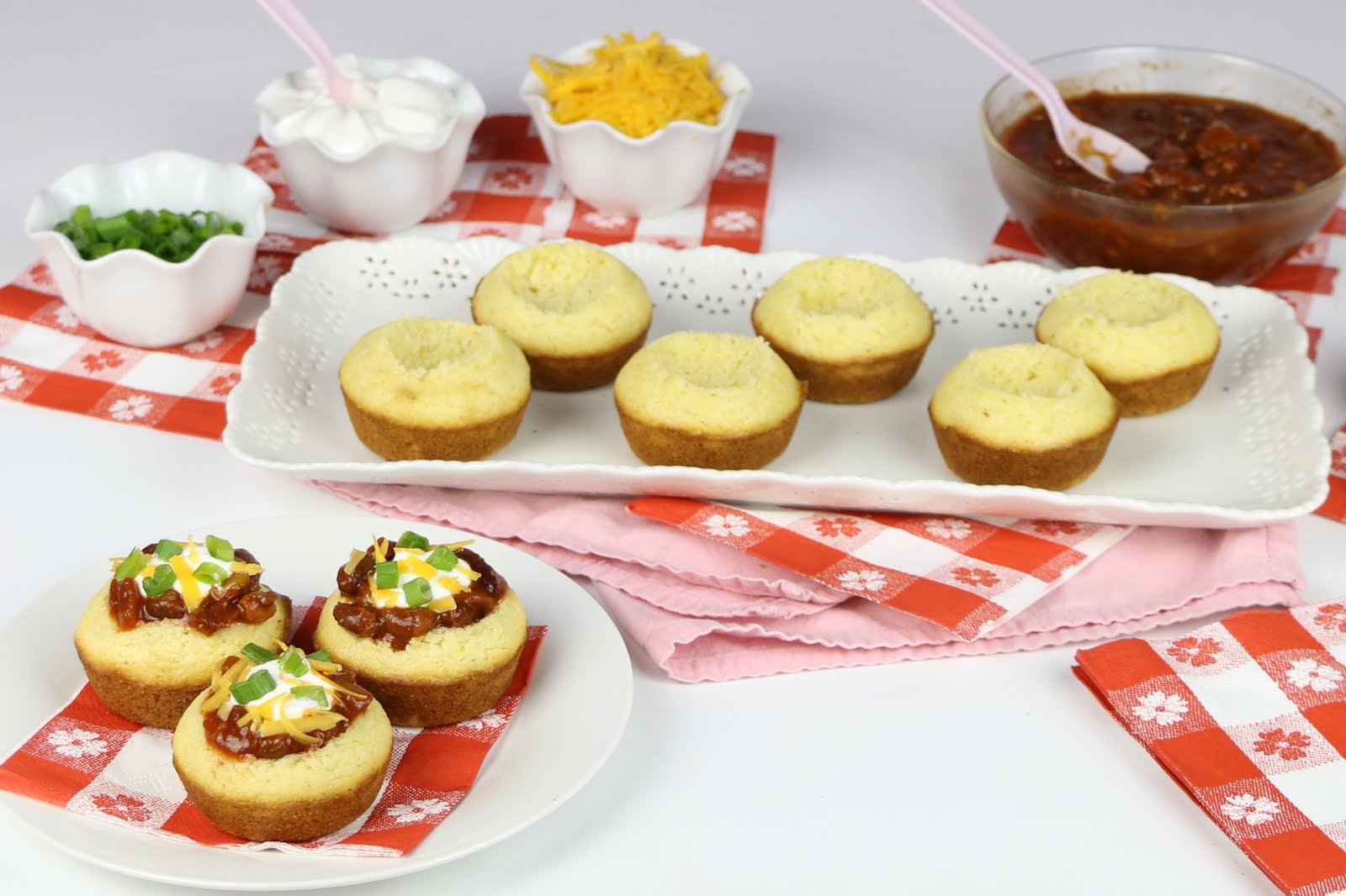 {VIDEO} Chili Filled Cornbread Muffins - The Lindsay Ann