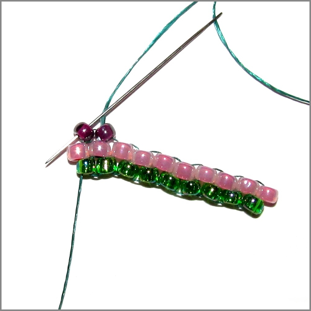 Operation Tackle That Bead Stash!: Basic Stitch Tutorial - Brick Stitch