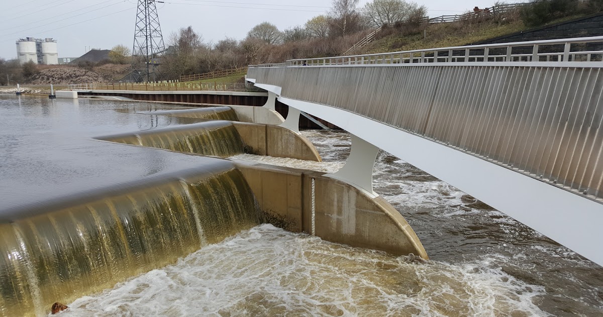 The Happy Pontist: Yorkshire Bridges: 21. Knostrop Footbridge, Leeds
