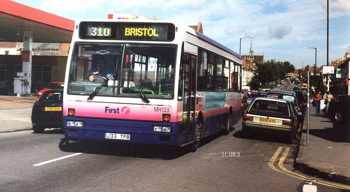 Busworld Photography: First Badgerline L133 TFB