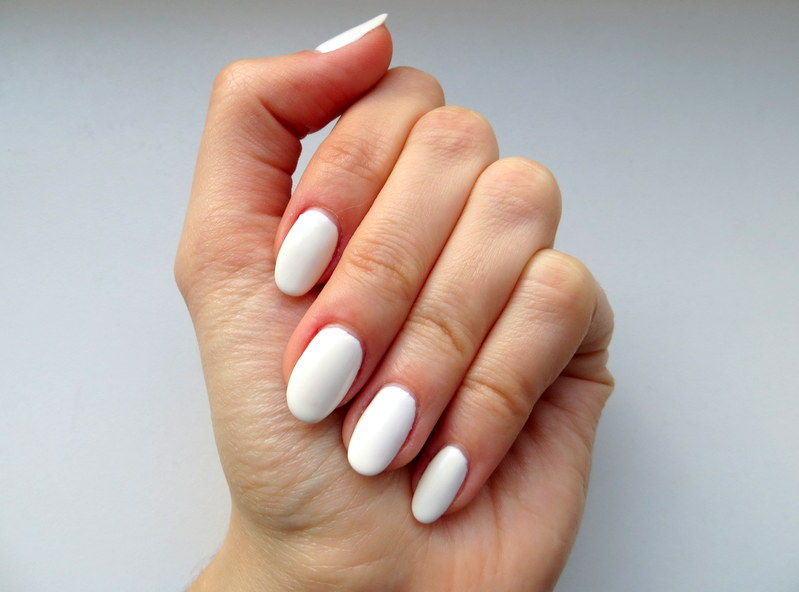 My cosmetics, my style, my world: Lakier hybrydowy Semilac - 001 Strong ...