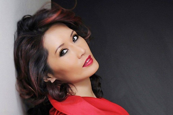 Lady Lu Ye, Ambasciatrice della via della seta della Cina, Soprano e ...