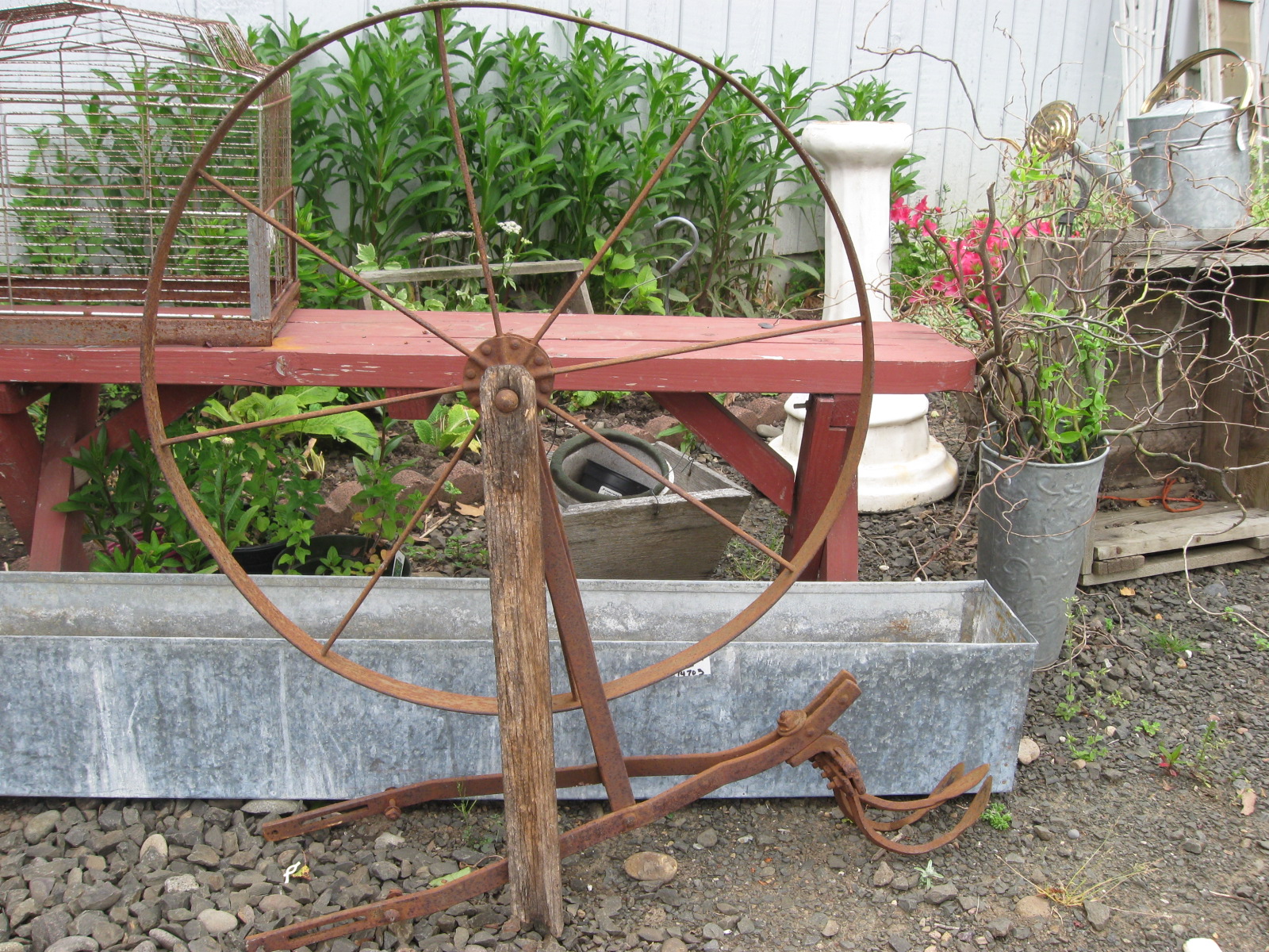 Treasures from the Heart: New Old Mega Rusty Stuff!!