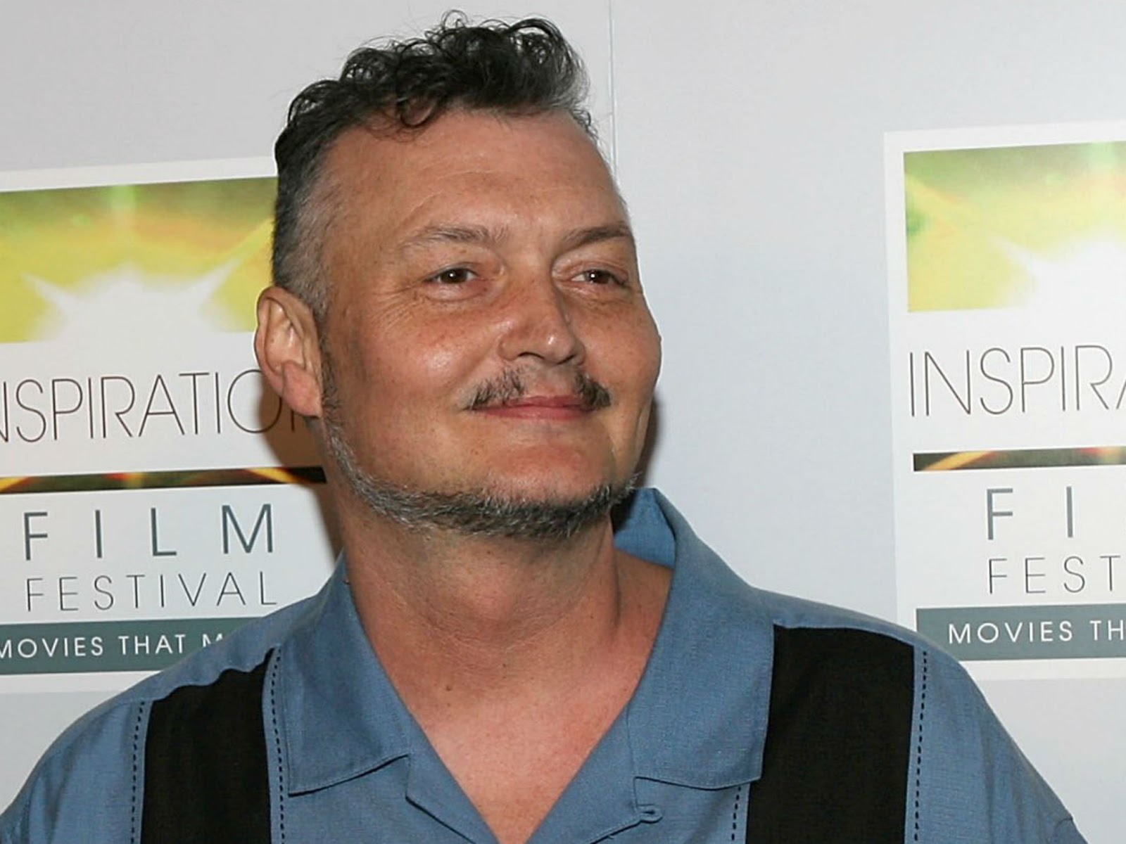 ROBERTO VILLARREAL SEPÚLVEDA: EL PLACER DEL CINÉFILO