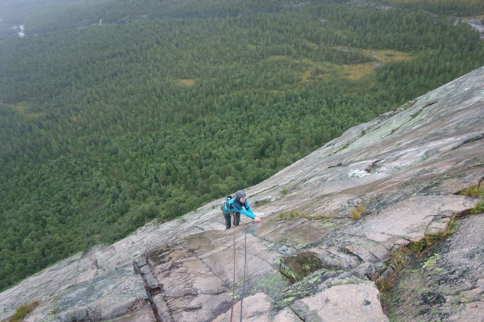Via Lara, Hægefjell