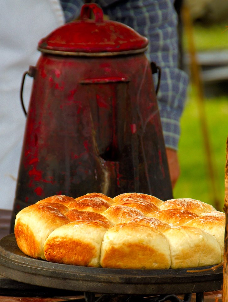 Cowboys and Chuckwagon Cooking : Chuckwagon Cooking "CONTEST"