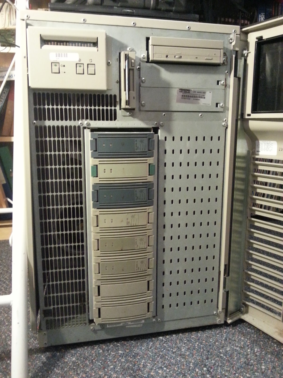 Restoring a DEC AlphaServer 2100: [000000]