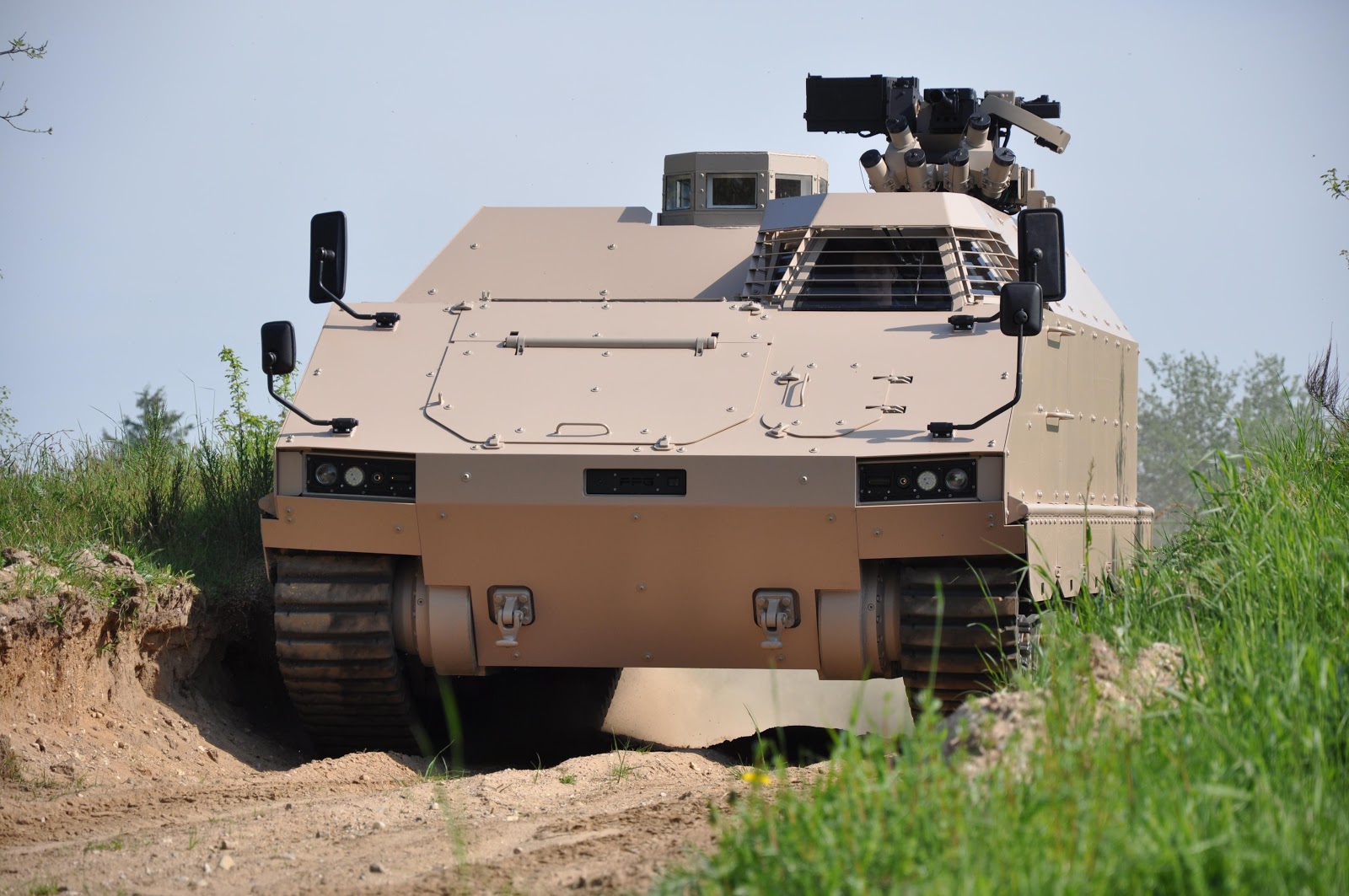 Below The Turret Ring: PMMC G5 - the ultimate M113?